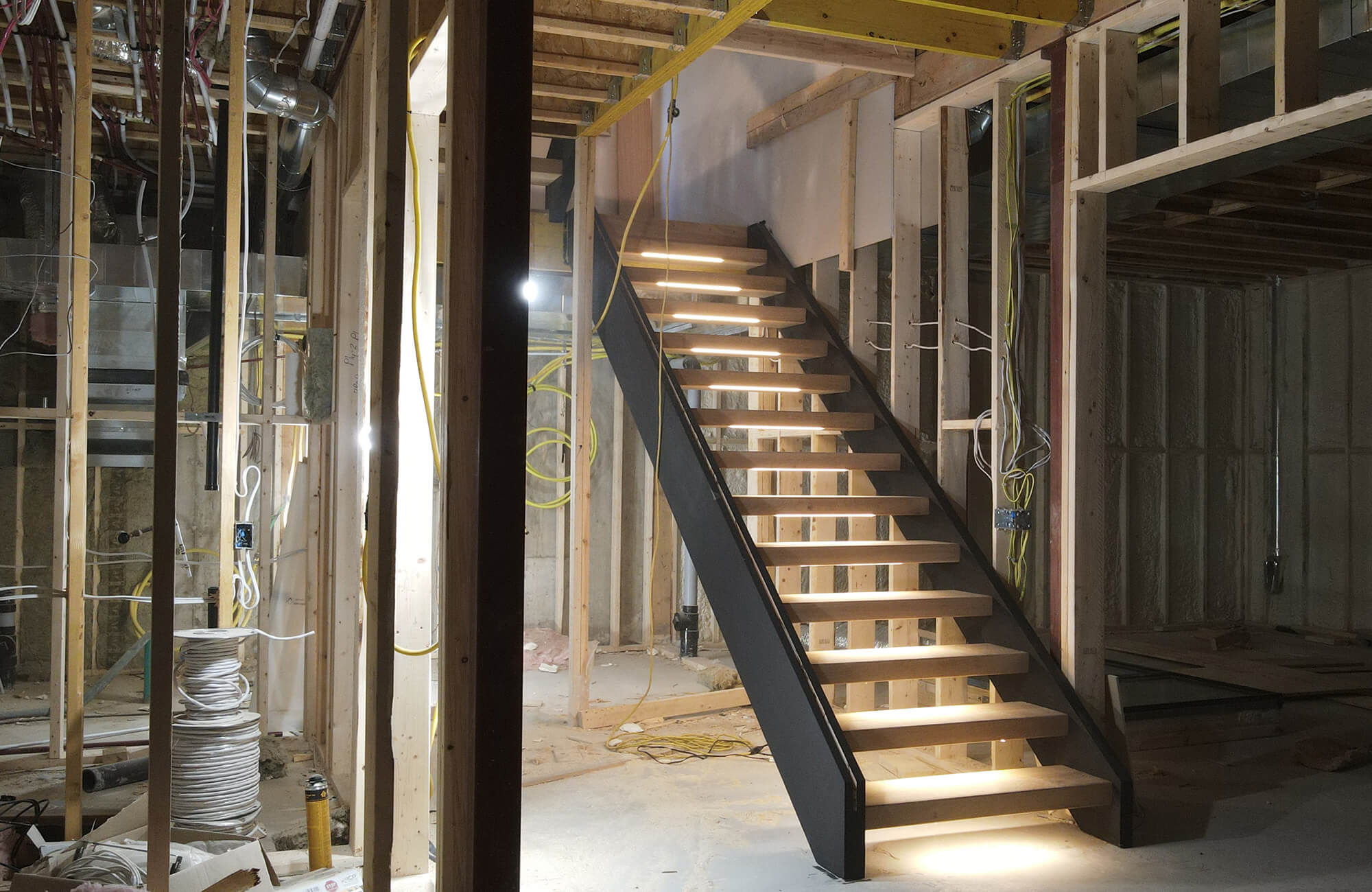 Why Choose Mono Beam Stairs for Your Home Renovation - STAIRS4U